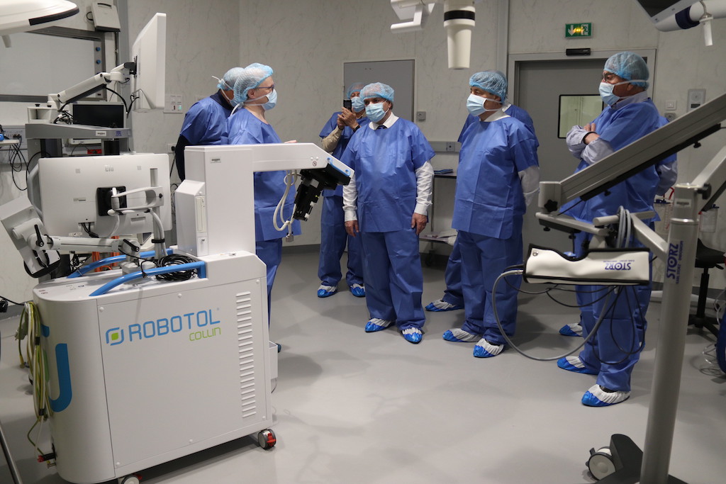 robotol3web | Hôpital universitaire Robert-Debré